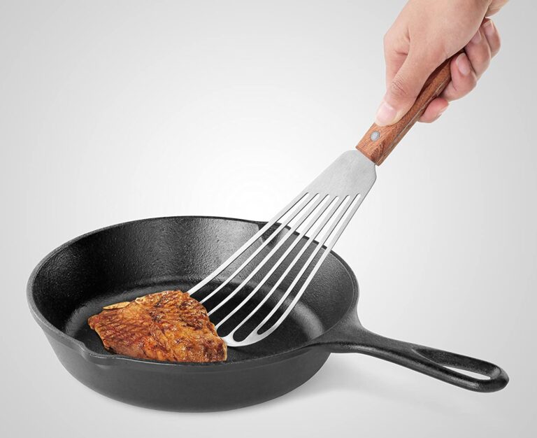 7+ Spatulas Your Kitchen isn't Complete Without » the practical kitchen