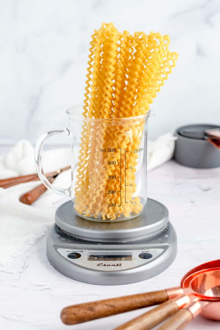 Weighing ingredients for baking - tips for beginners! » the practical ...