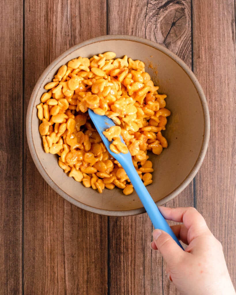 Spicy Goldfish Crackers » the practical kitchen