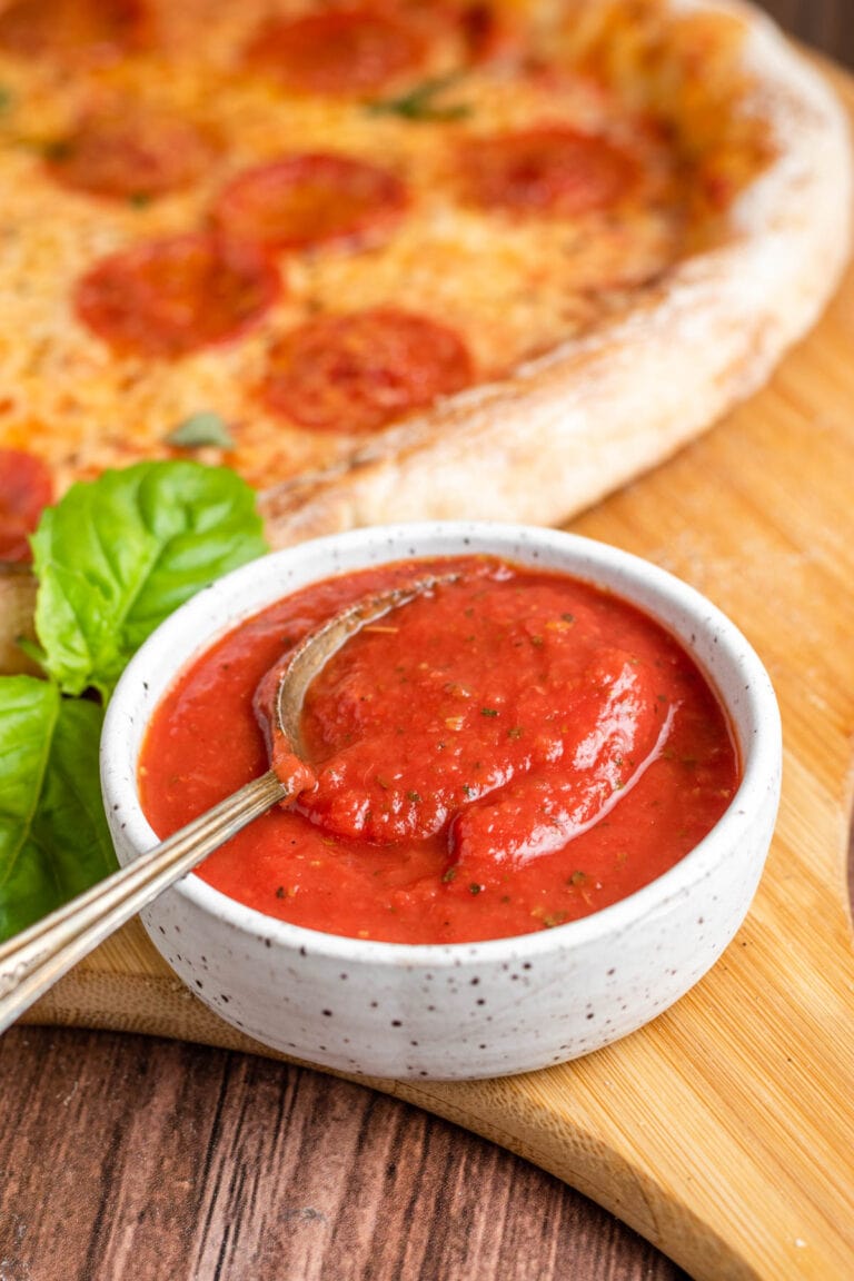 5-Minute No-Cook Pizza Sauce (With Canned Tomato Sauce) » the practical ...