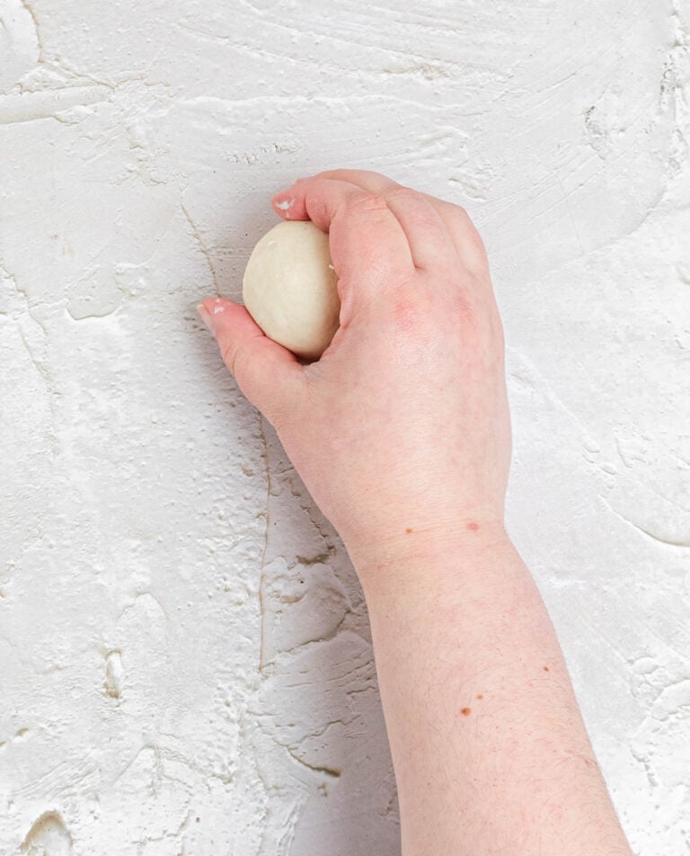 Cream Cheese Stuffed Mini Bagel Bombs » the practical kitchen