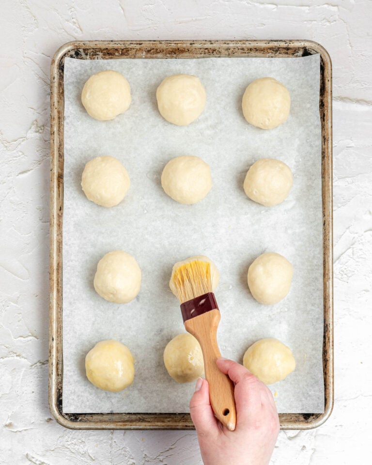 Cream Cheese Stuffed Mini Bagel Bombs » the practical kitchen